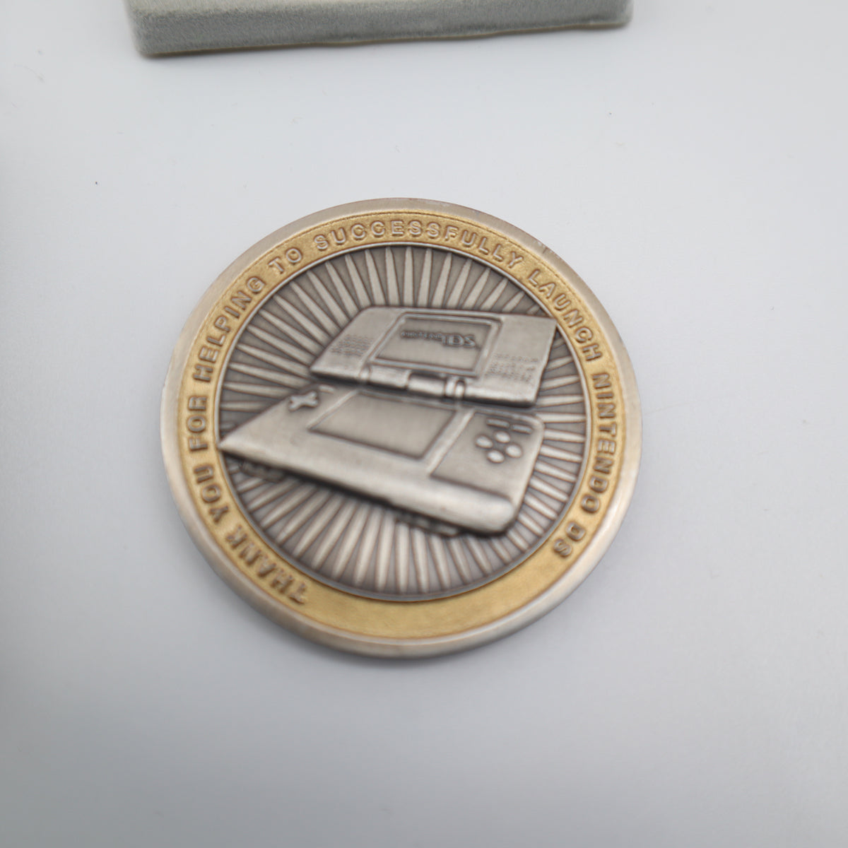 Authentic Nintendo of America DS EMPLOYEE Launch Award Trophy Coin Tok ...